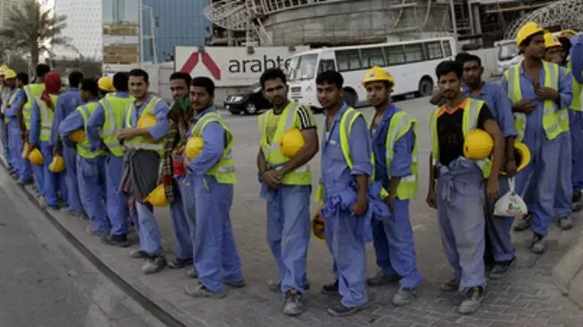 Unpaid workers in Qatar suffer hunger: Amnesty - Islamic Invitation Turkey